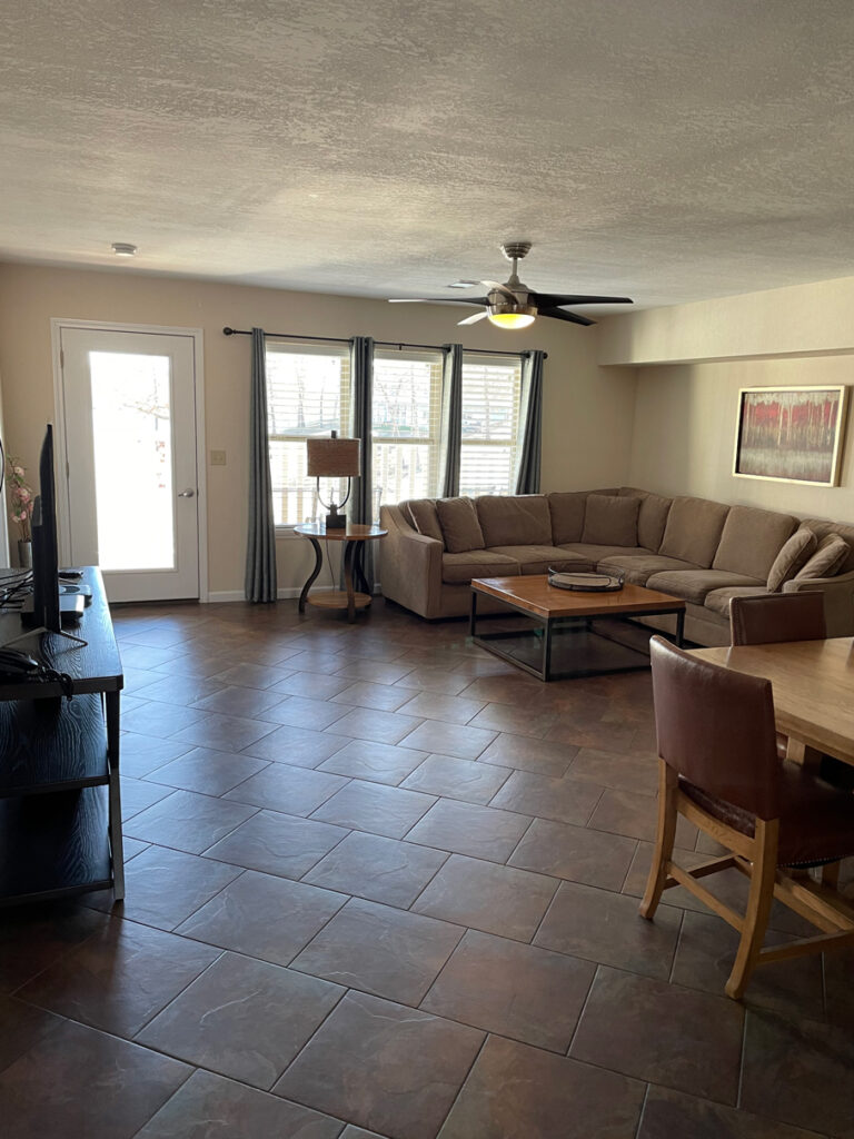 Deluxe Two-Bedroom King Lakefront Condo - Crown Lake Resort & RV Park